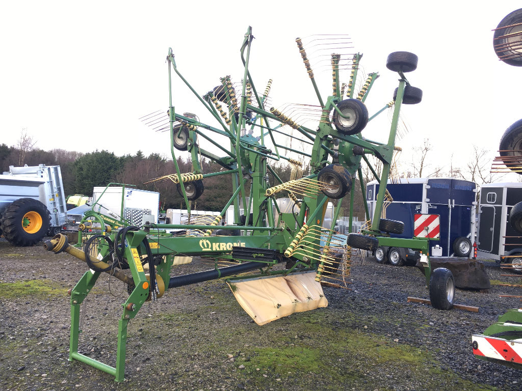 Krone Swadro 900 from Guy Machinery